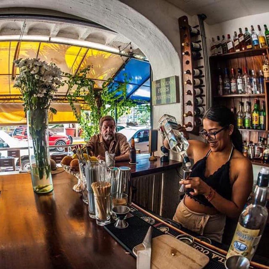 Bars Puerto Vallarta | Bar & Cocktail La Playa Puerto Vallarta
